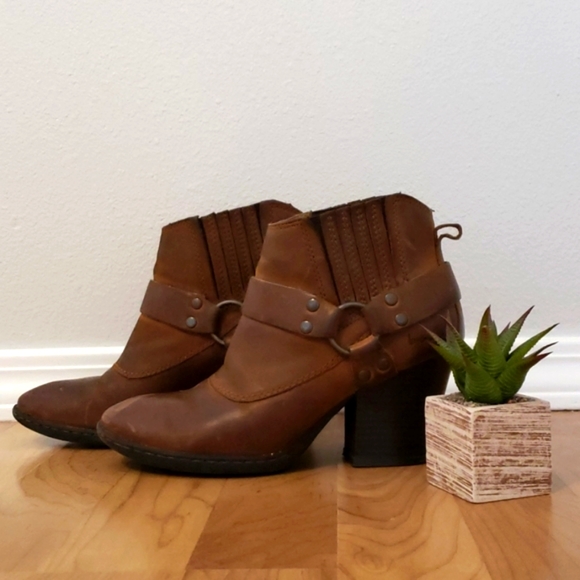 b.o.c. | Shoes | Boc Born Concept Leather Ankle Boots | Poshmark